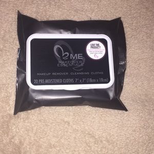 ME Makeover Essentials | Makeup | Makeover Essentials Packed Gift Baggy ...